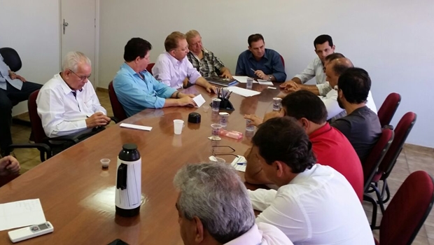 Vanderlan e Thiago Albernaz firmam compromisso com desenvolvimento de ...