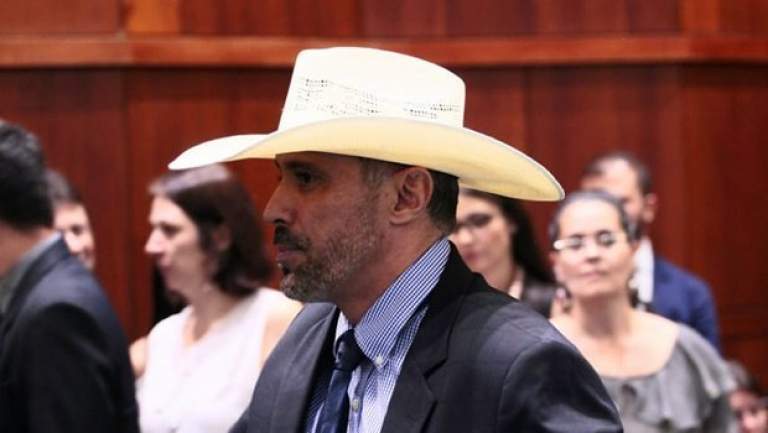 Parlamentares comentam ação da PF contra deputado Amauri Ribeiro