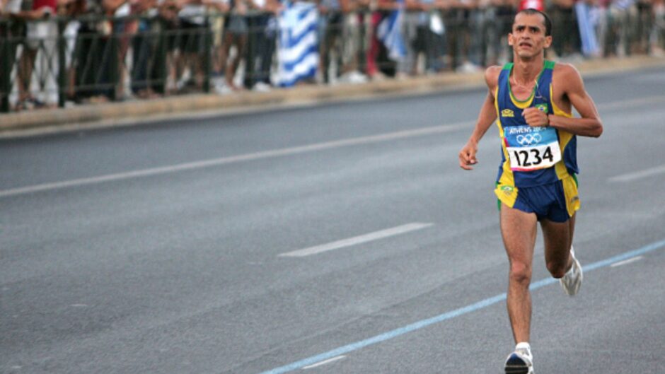 Relembre a história do maratonista que foi impedido por padre